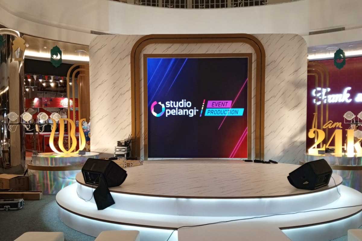 Efektivitas Promosi Menggunakan LED Videotron di Kota Bandung - Konova ...